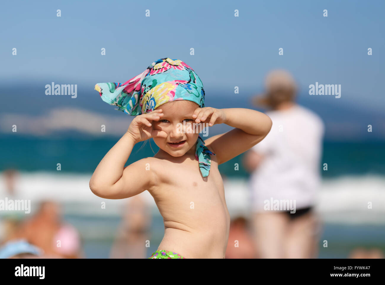 Little girl posing Stock Photo - Alamy