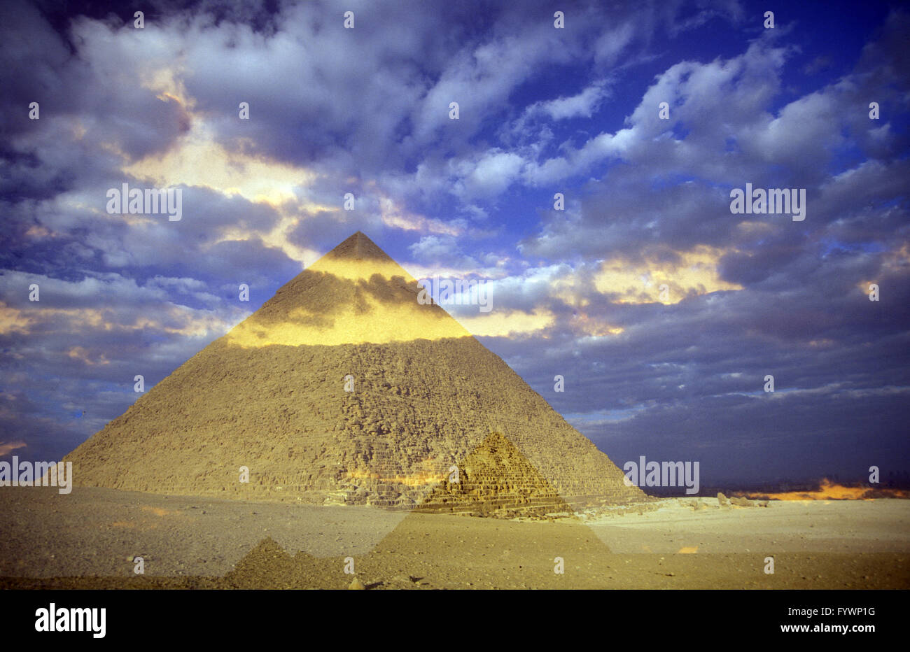 AFRICA EGYPT CAIRO GIZA PYRAMIDS Stock Photo - Alamy