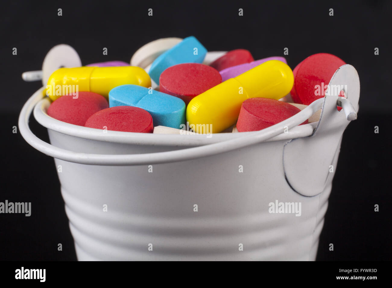 Bucket of pills hi-res stock photography and images - Alamy