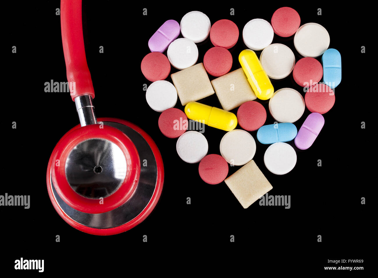 Heart pills hi-res stock photography and images - Alamy