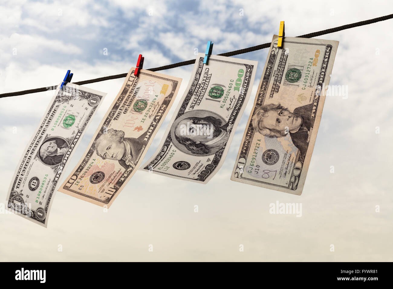 Money washing dollar bills hi-res stock photography and images - Alamy