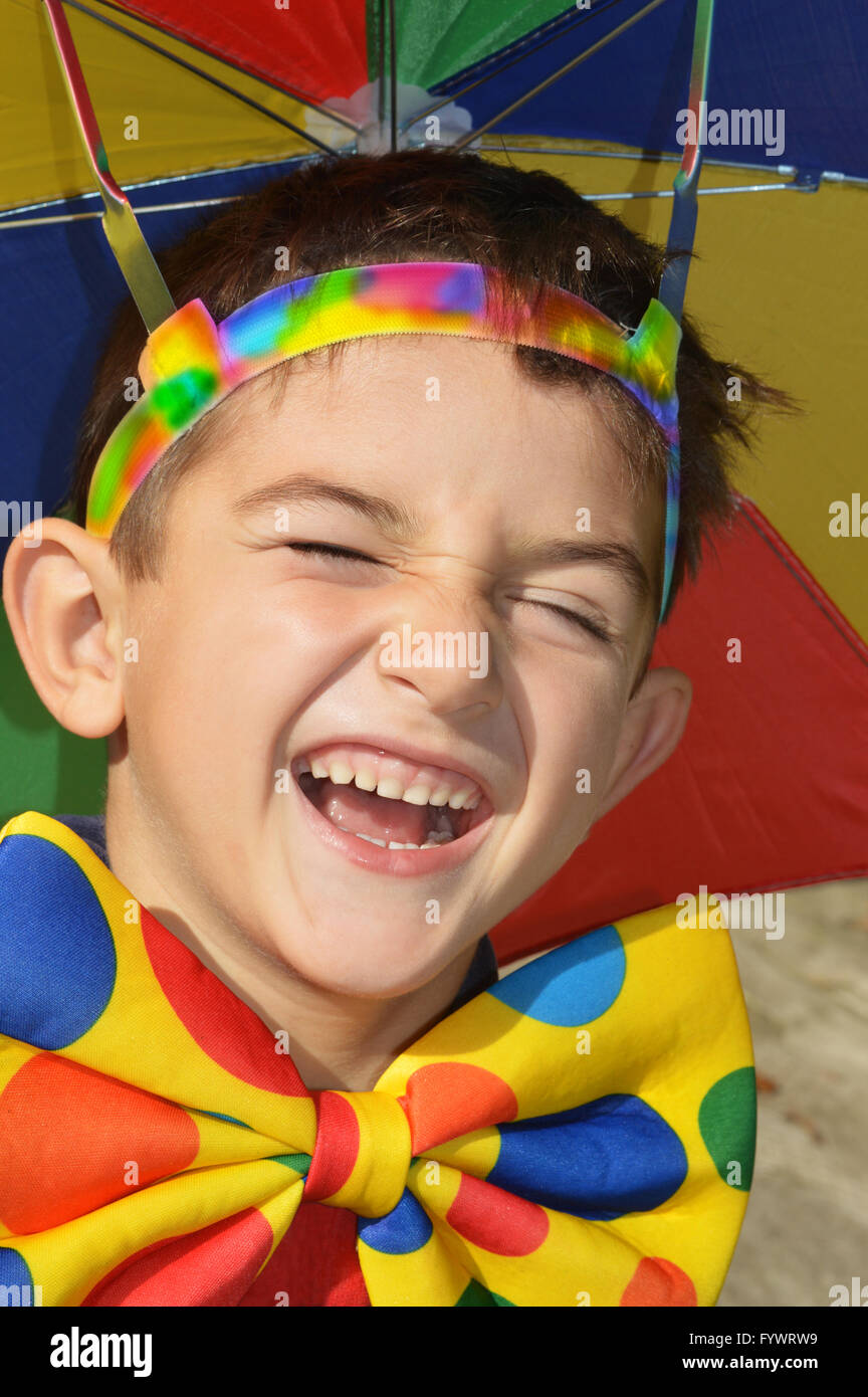 Child happy hi-res stock photography and images - Alamy