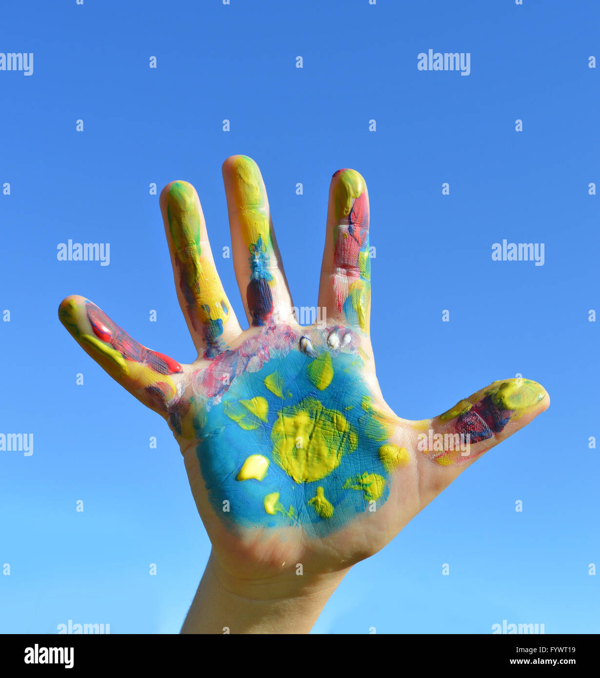 Hand kid hi-res stock photography and images - Alamy