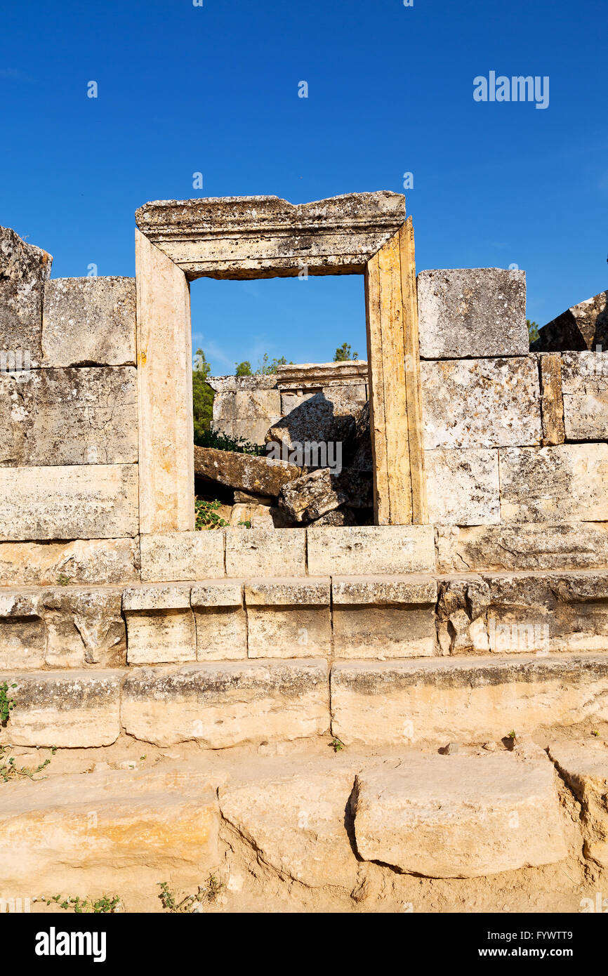 and the roman temple history construction in column Stock Photo - Alamy