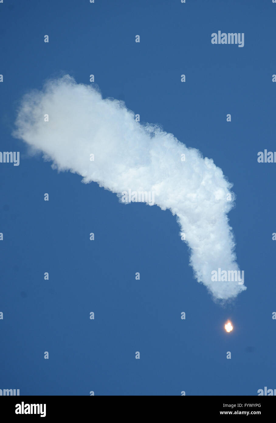 Sputnik 2 launch hi-res stock photography and images - Alamy