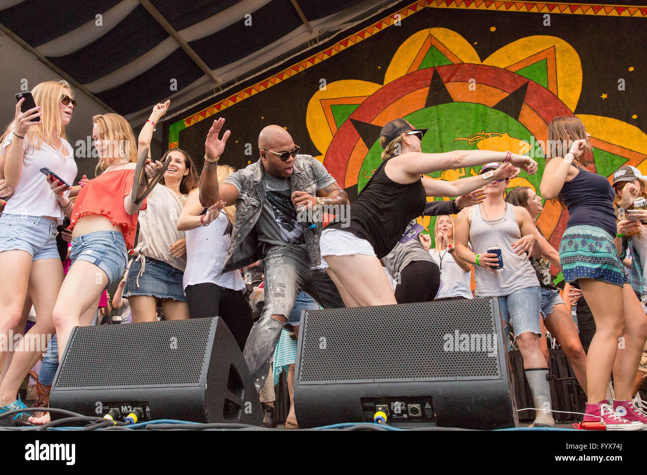 Tramar lacel dillard on stage hi-res stock photography and images - Alamy