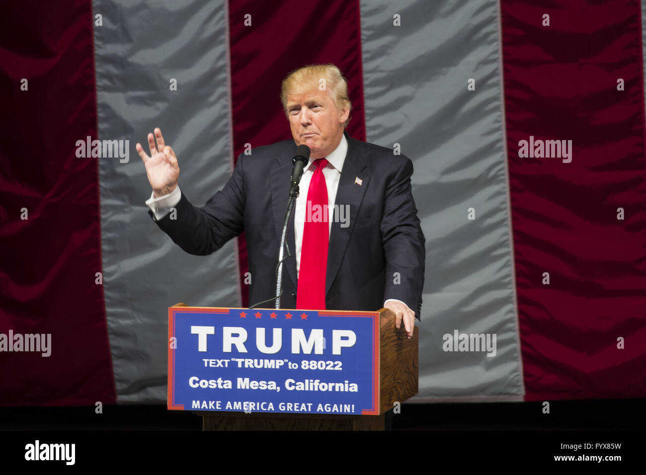 Costa Mesa, California, USA. 28th Apr, 2016. 2016 Republican ...