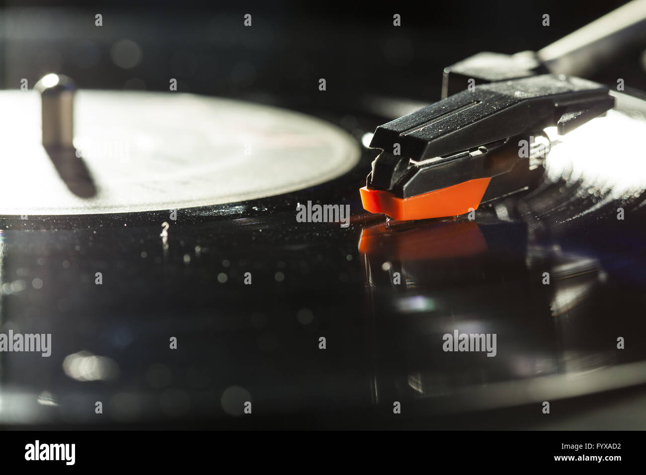 Spinning record hi-res stock photography and images - Alamy