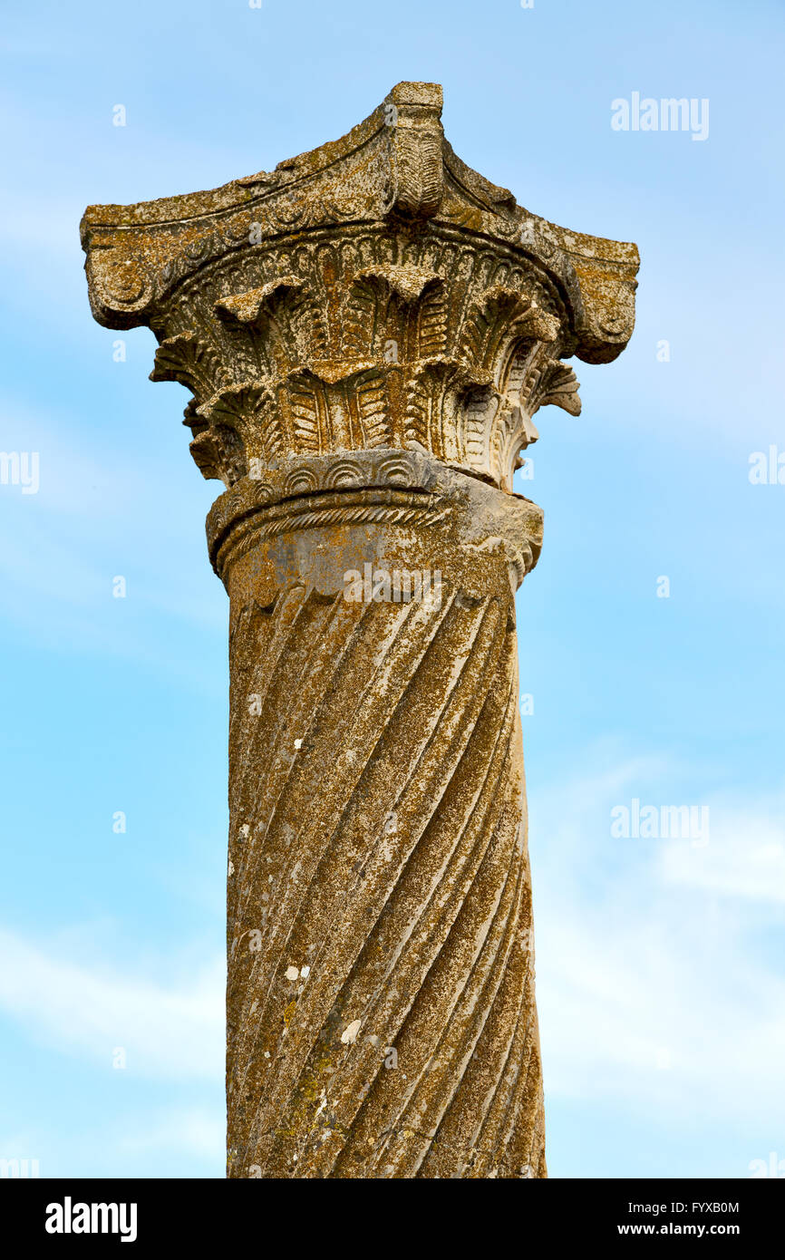 old column in the africa Stock Photo - Alamy