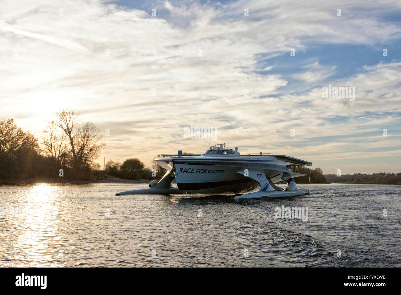 The MS Tûranor PlanetSolar is currently the largest solar boat ever ...