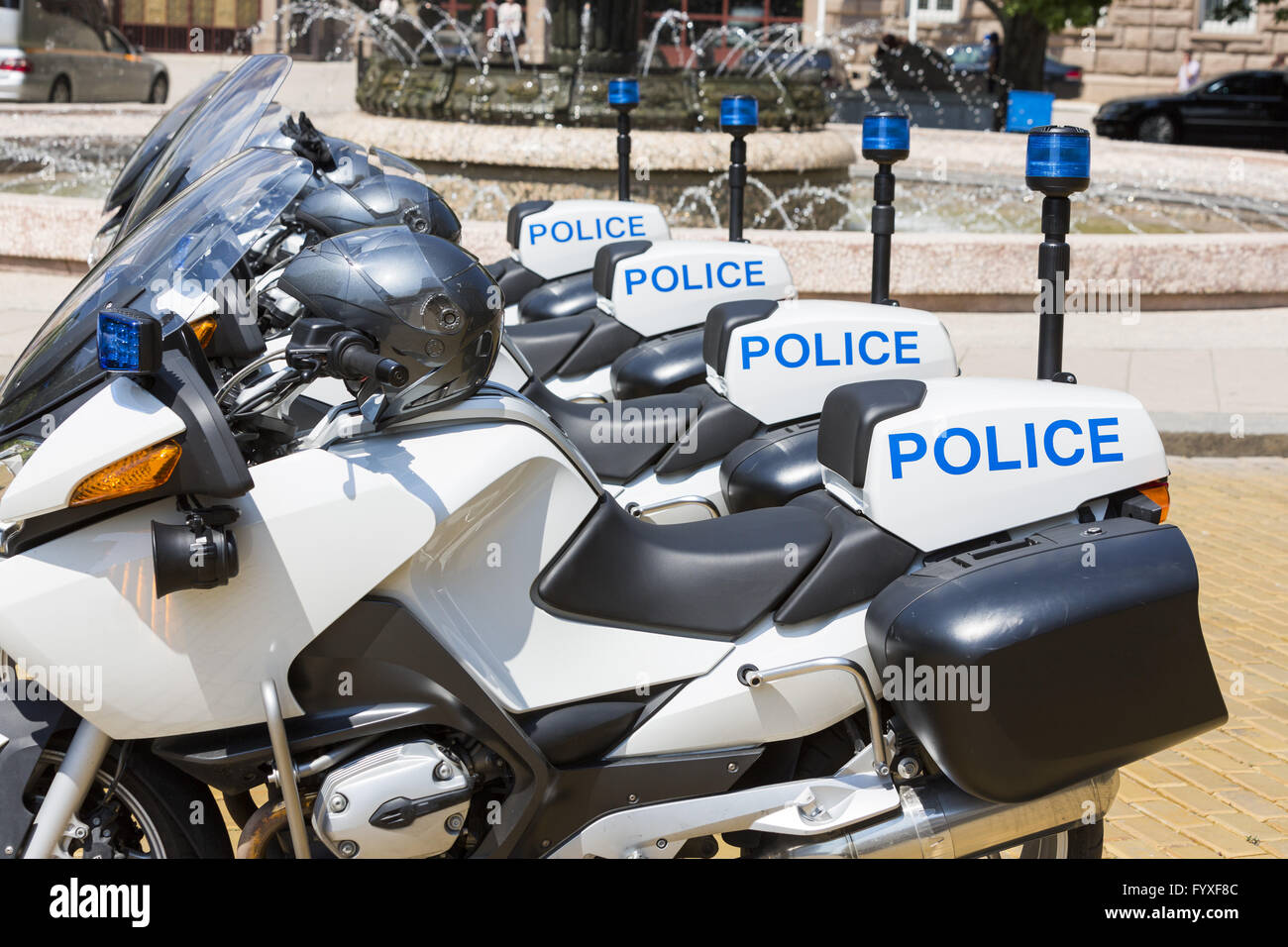 Police emergency response team vehicle hi-res stock photography and ...