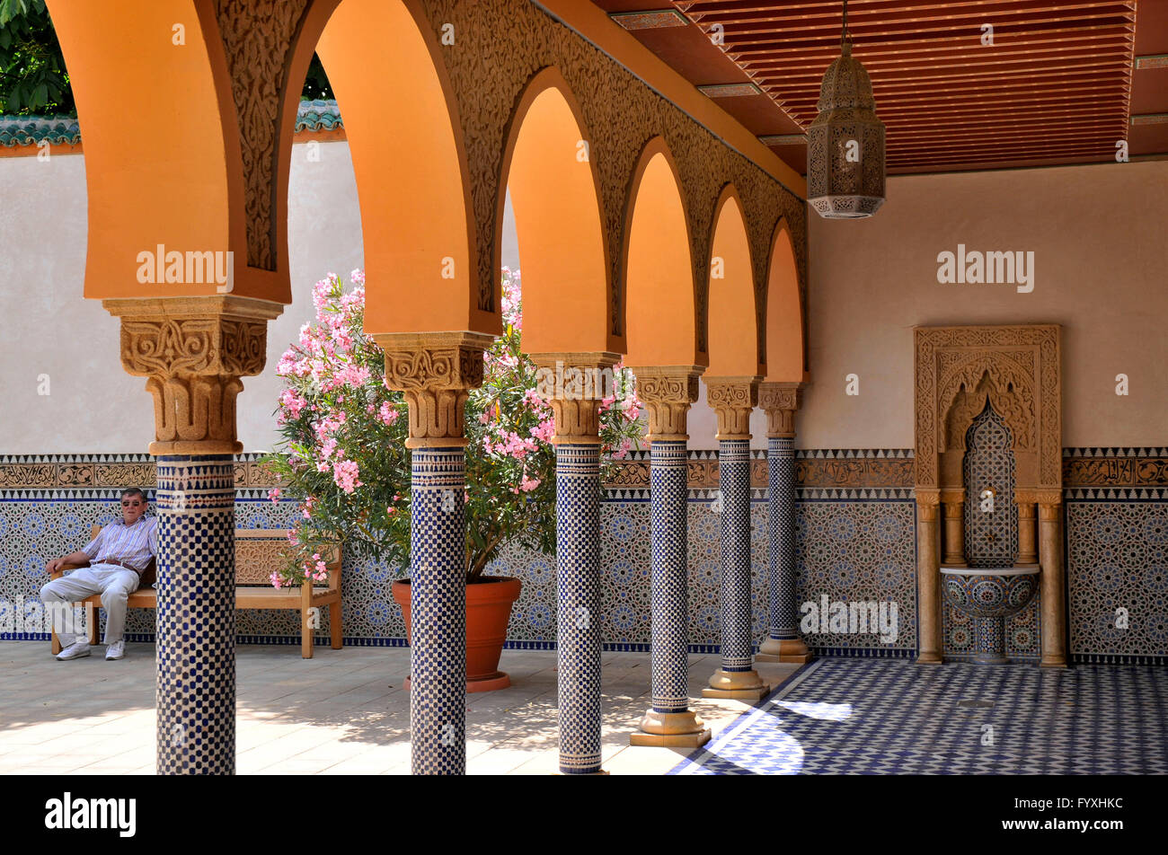 Inner courtyard, arcade, oriental garden, Gardens of the World ...