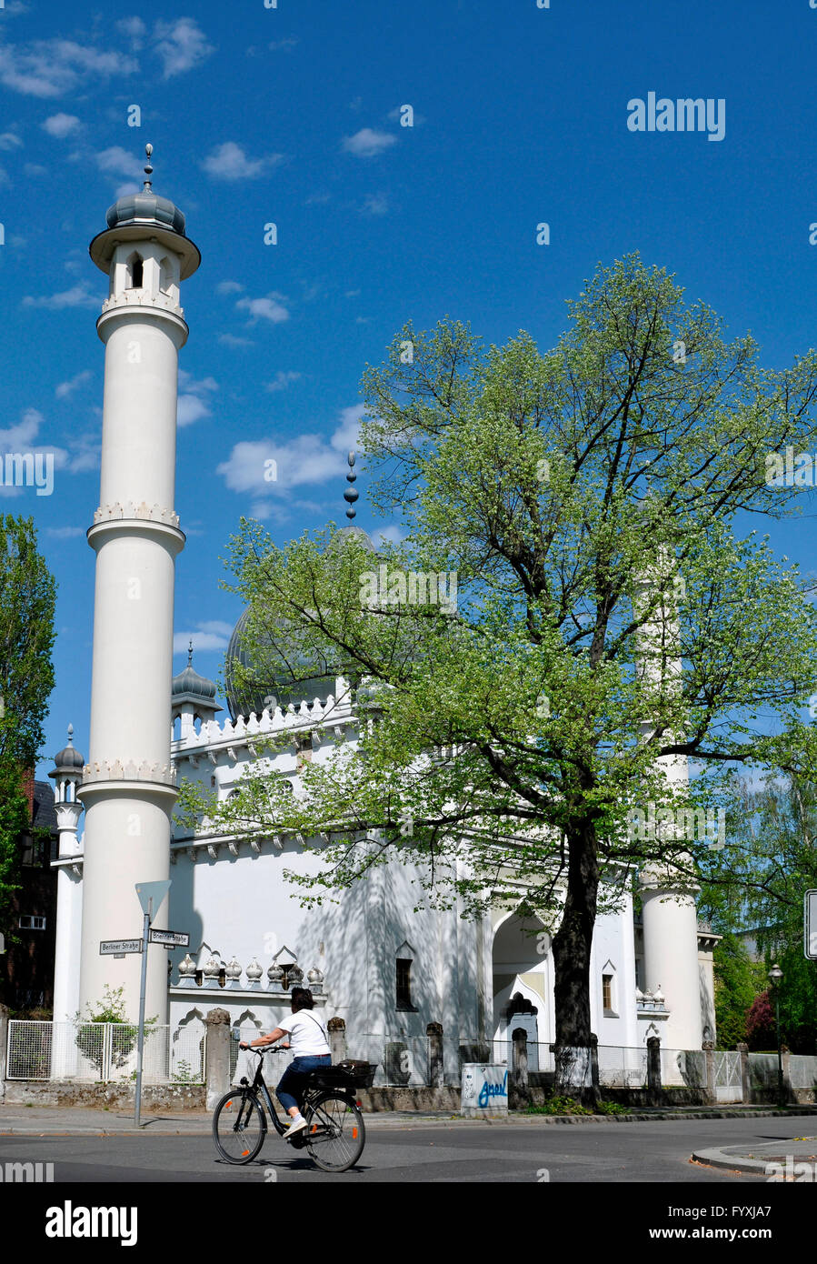 Ahmadiyya mosque, Brienner Strasse, Wilmersdorf, Berlin, Germany ...