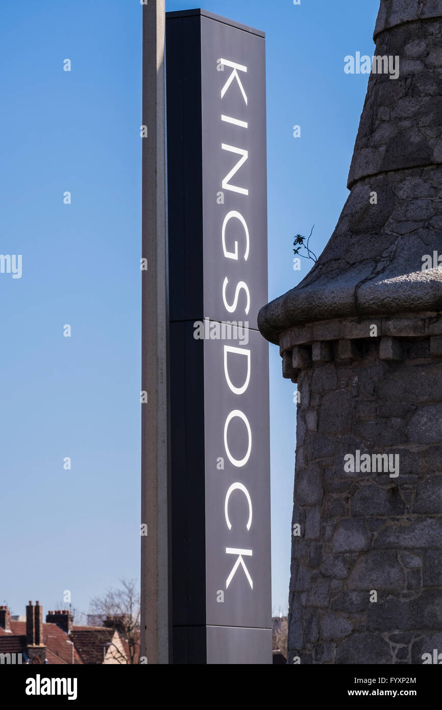 Kings dock liverpool hi-res stock photography and images - Alamy