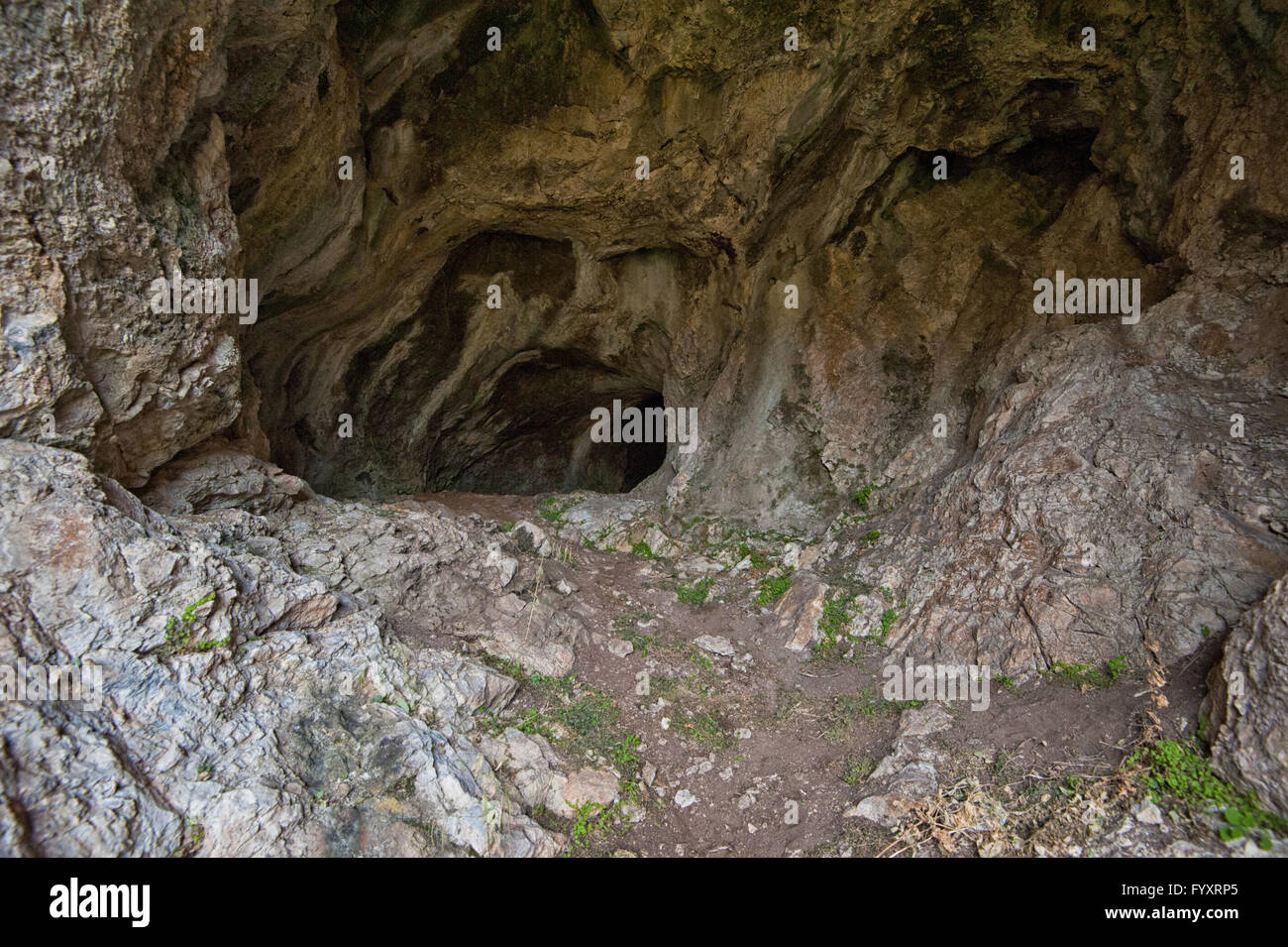 Cave entrance in wall hi-res stock photography and images - Alamy