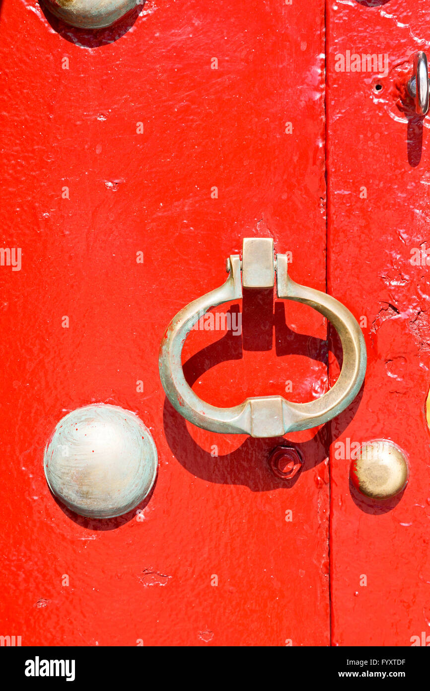 entrance stripped paint door nail Stock Photo - Alamy