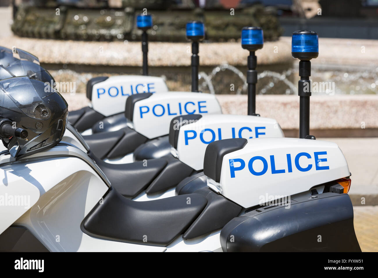 Police emergency response team vehicle hi-res stock photography and ...