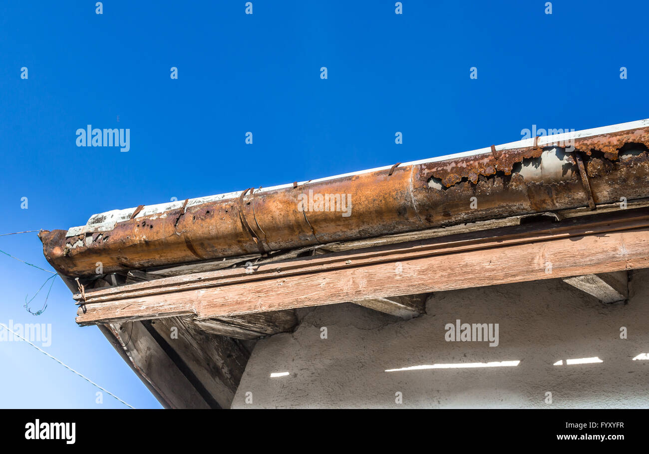 Rusted gutter hi-res stock photography and images - Alamy