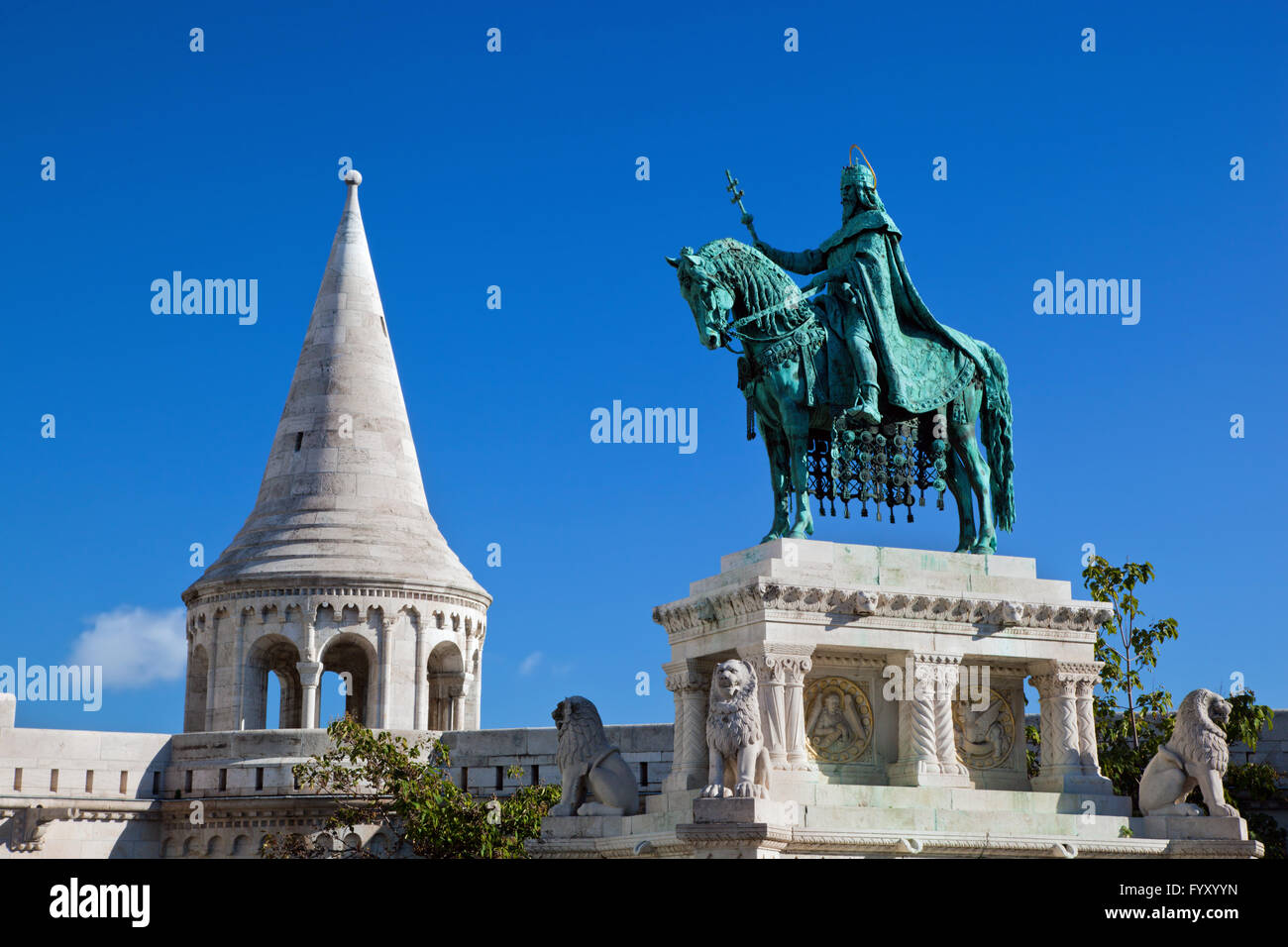 Statue stephen i hi-res stock photography and images - Alamy