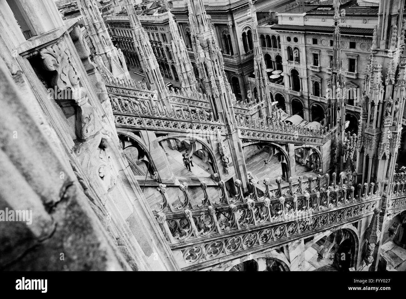 Church milan italy religion Black and White Stock Photos & Images - Alamy
