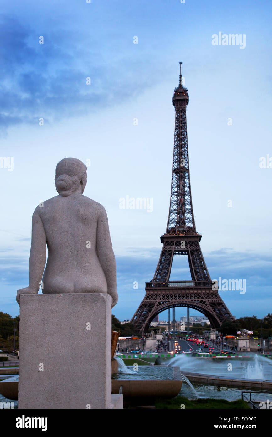 Eiffel tower in paris summer hi-res stock photography and images - Alamy