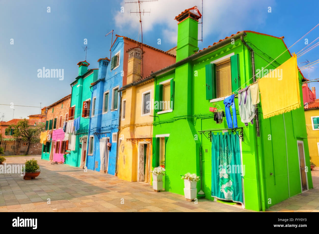 Colorful boat houses hi-res stock photography and images - Alamy