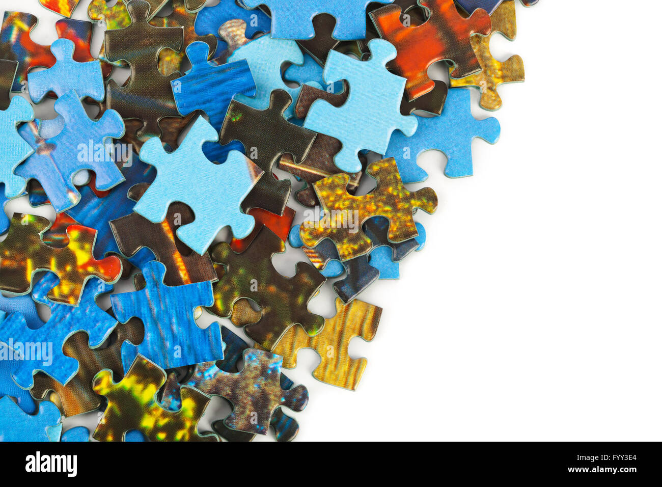 Jigsaw puzzle pieces pile hi-res stock photography and images - Alamy