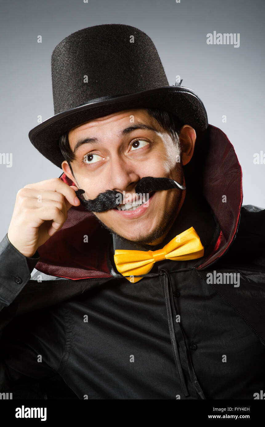 Man wearing tophat hi-res stock photography and images - Alamy