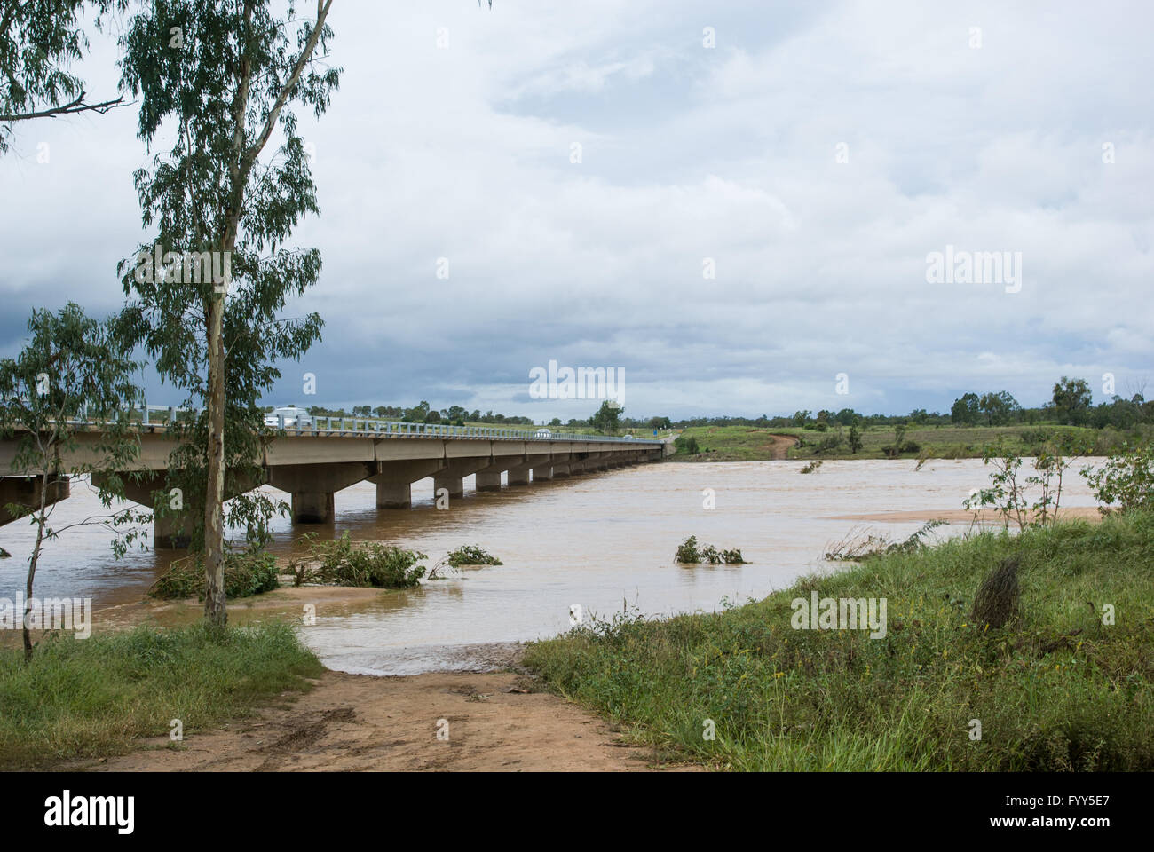 Flooded Burdekin River in wet season near Charters Towers, Queensland ...