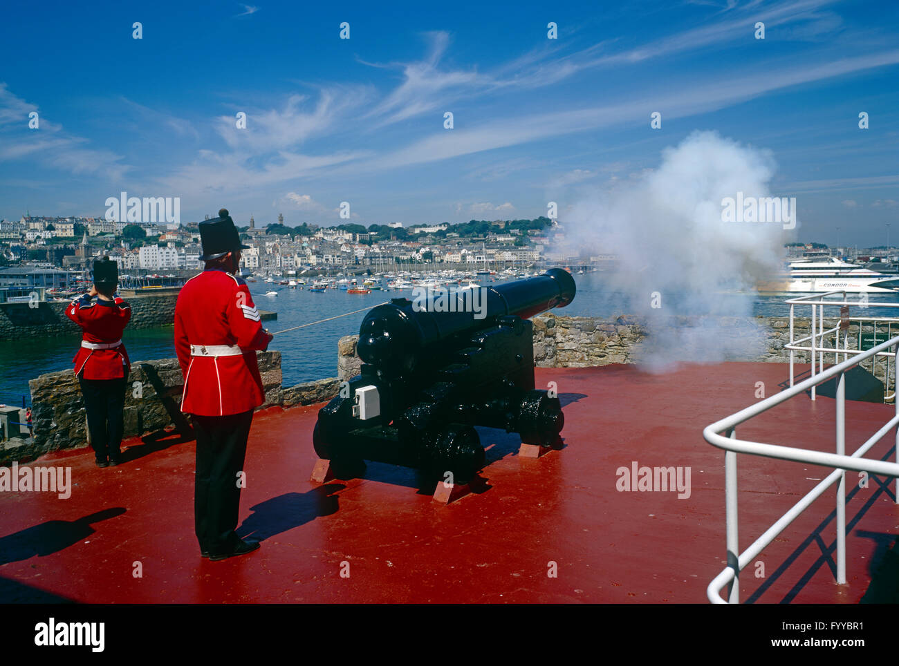 Noon day gun guernsey hi-res stock photography and images - Alamy
