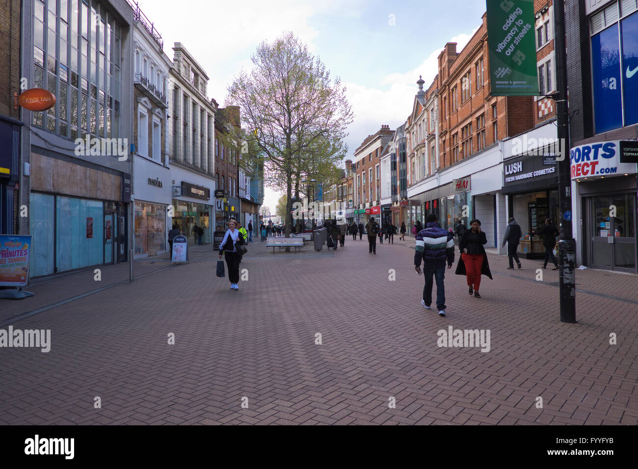 Westfield croydon hi-res stock photography and images - Alamy