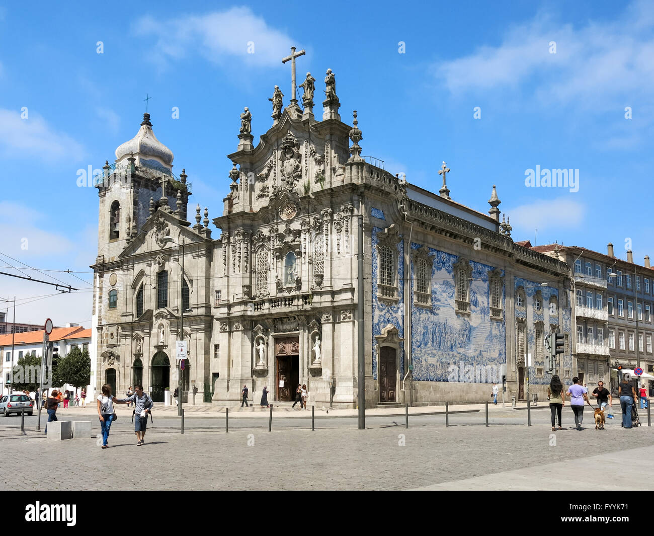 One churches in center hi-res stock photography and images - Alamy