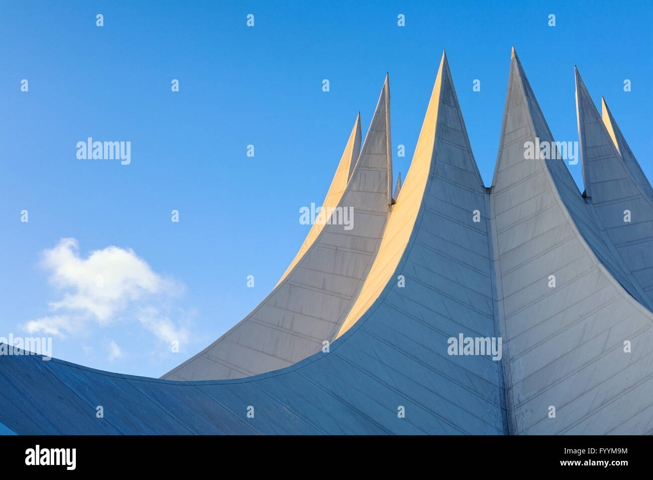 Roof construction tempodrom hi-res stock photography and images - Alamy