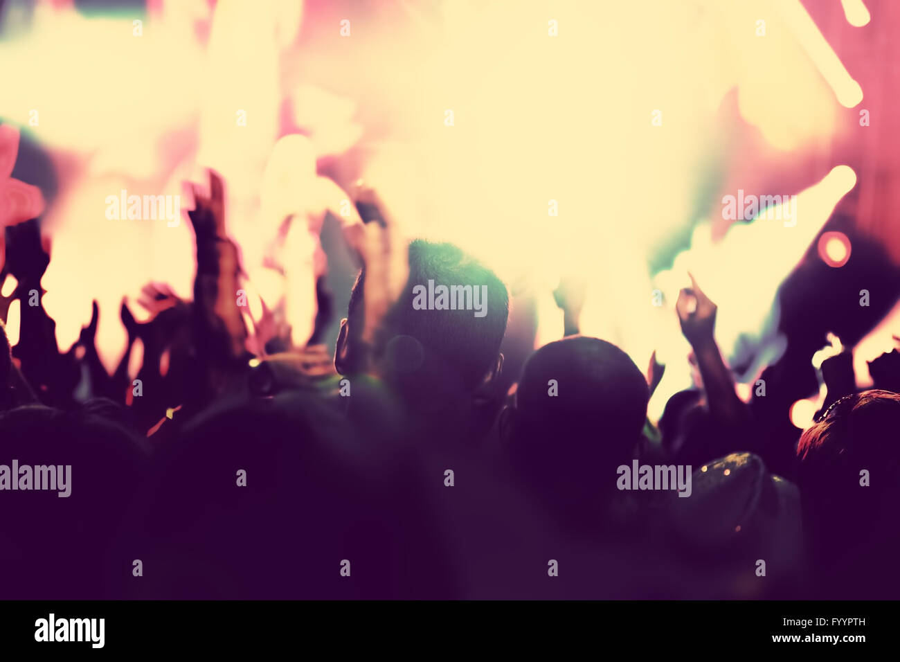 Concert vocal hi-res stock photography and images - Alamy