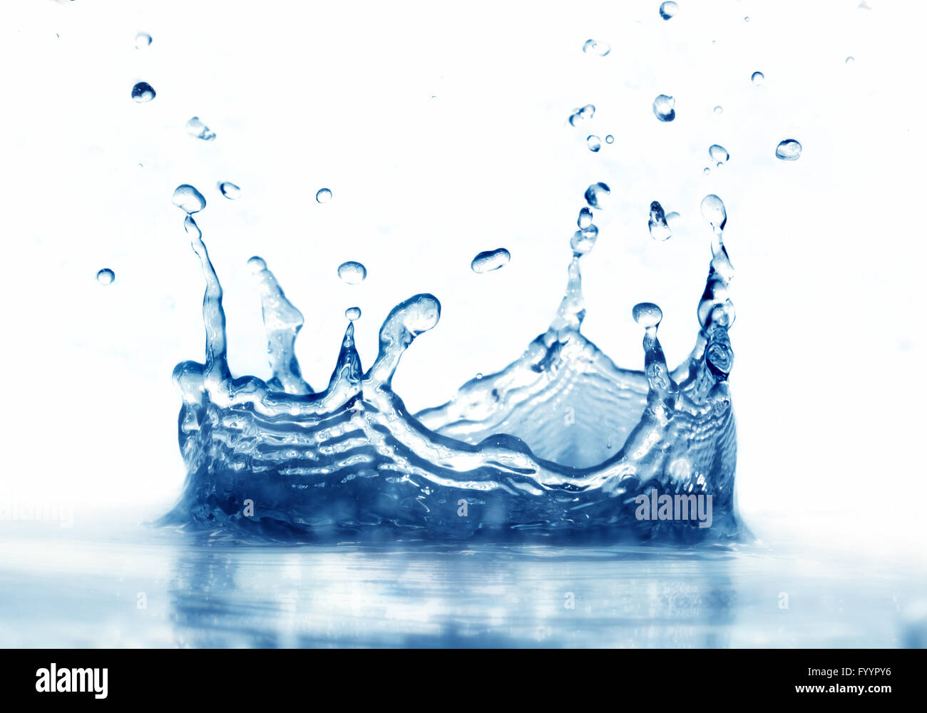 Clean water splash on white with reflection Stock Photo - Alamy