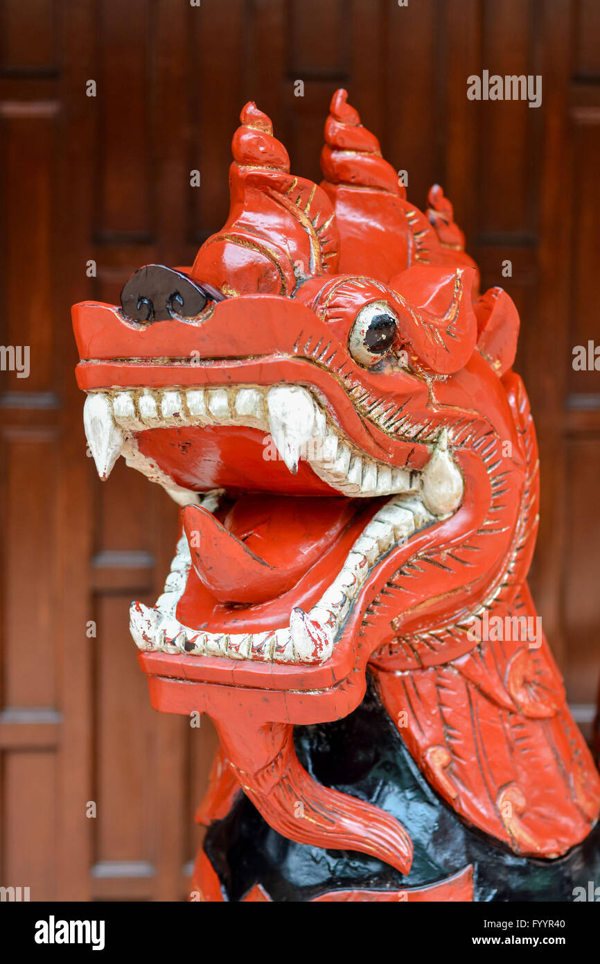 Picture of a Classic Thai Statue Stock Photo - Alamy