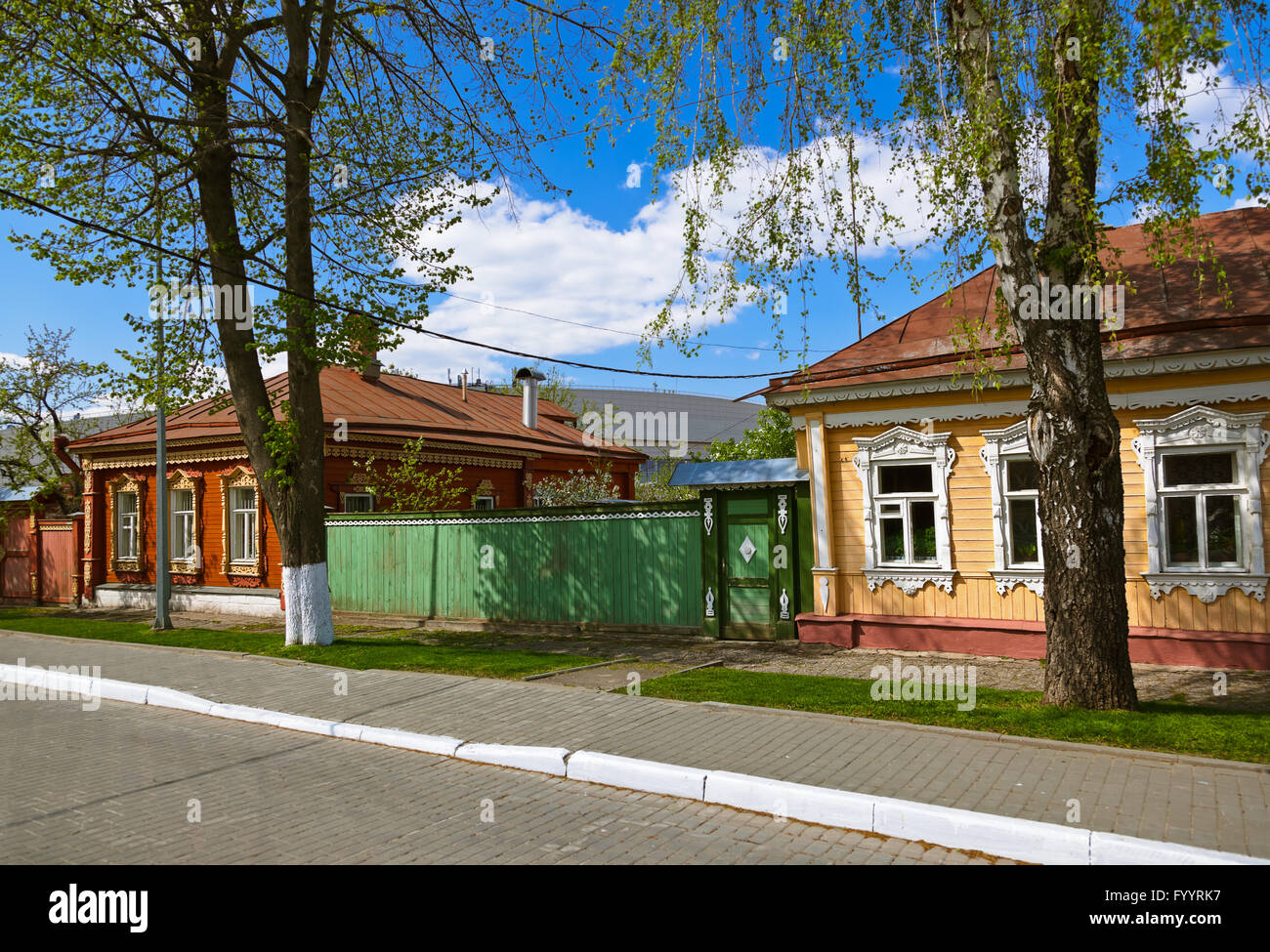 Ancient wooden houses in russia hi-res stock photography and images - Alamy