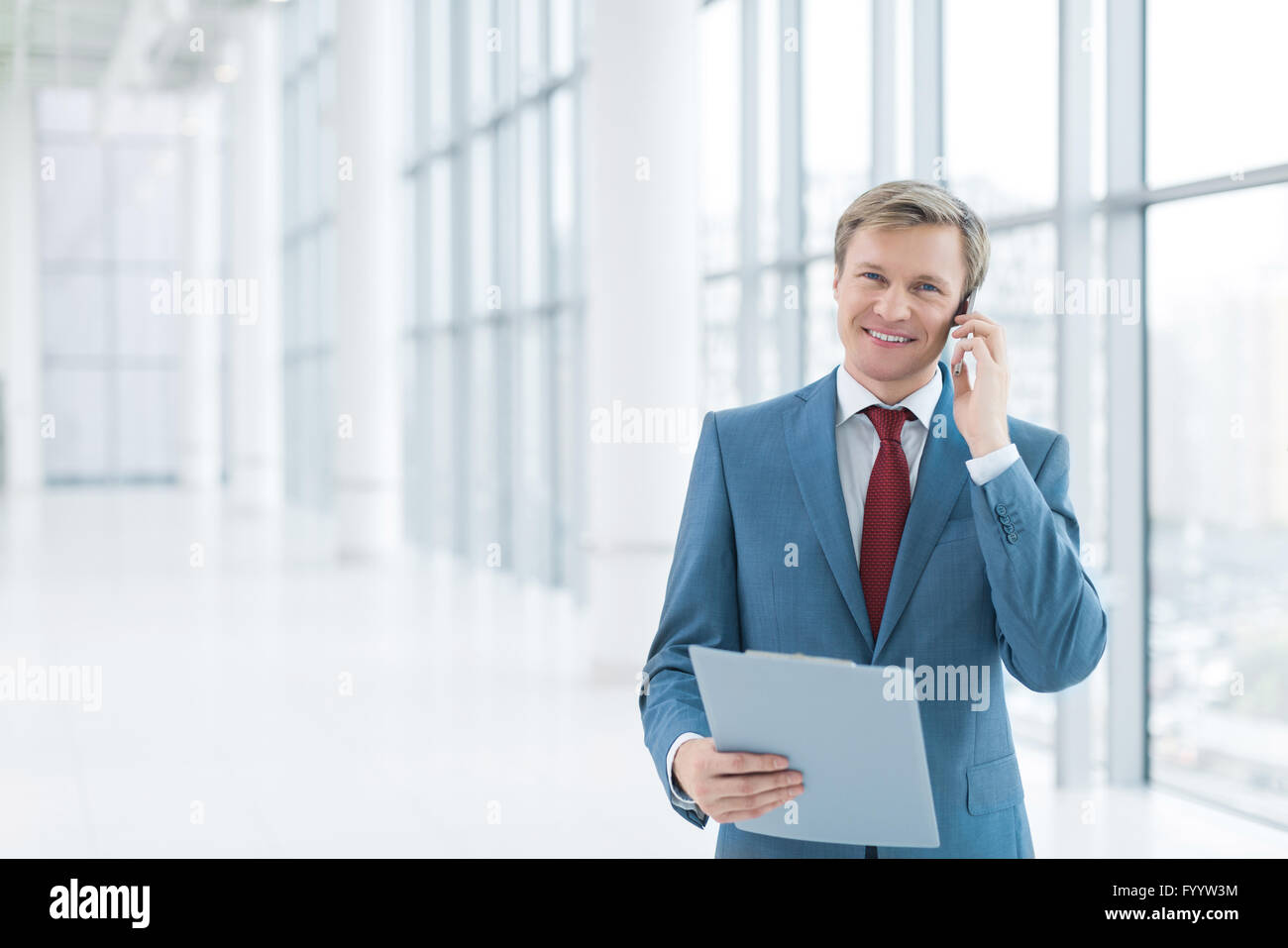 Professional lifestyles hi-res stock photography and images - Alamy