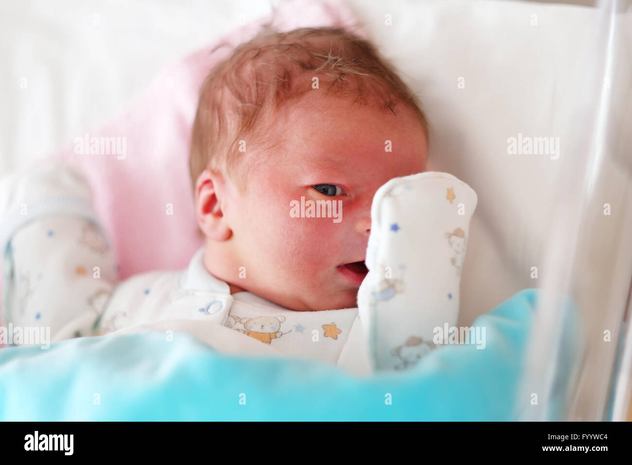 One day old newborn baby Stock Photo - Alamy