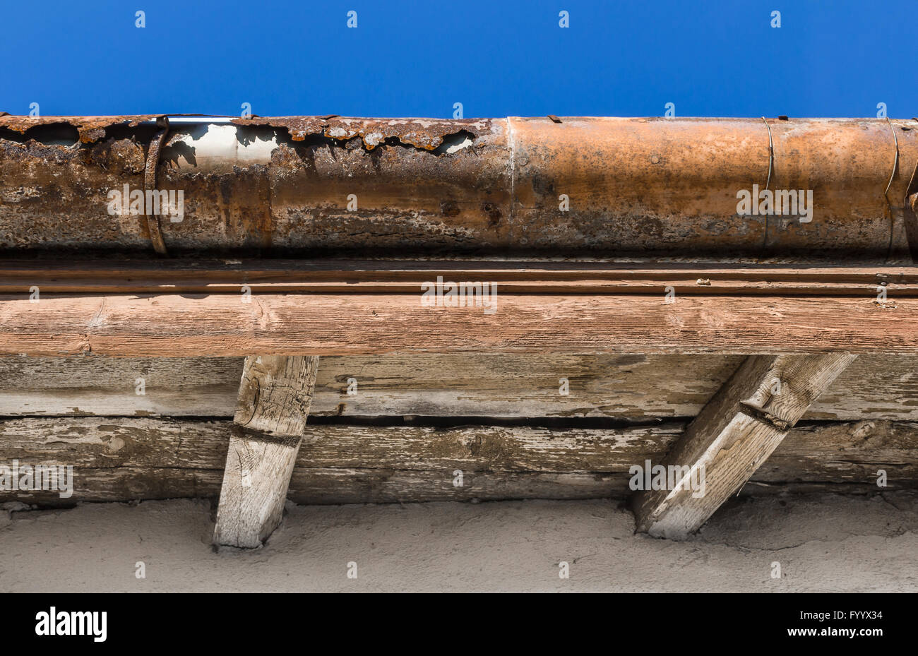 Rusted gutter hi-res stock photography and images - Alamy