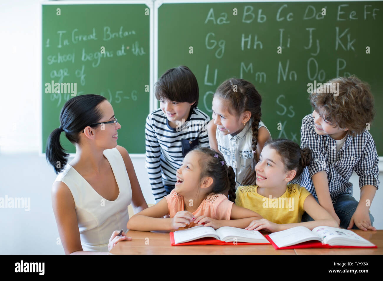 Girls studying in classroom hi-res stock photography and images - Alamy