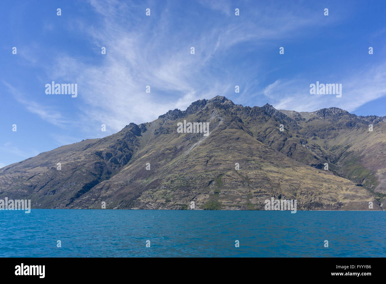 lake wakatipu mountain Stock Photo - Alamy