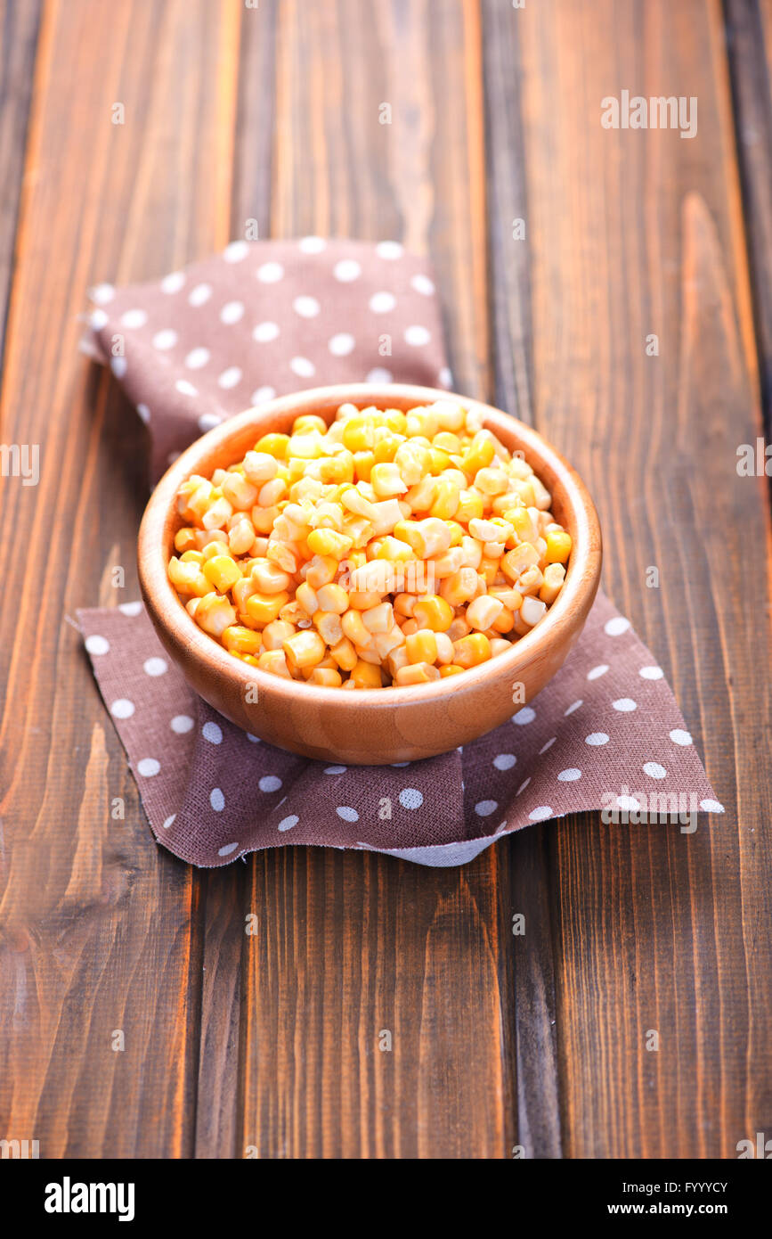 yellow corn in bamboo bowls and on a table Stock Photo - Alamy
