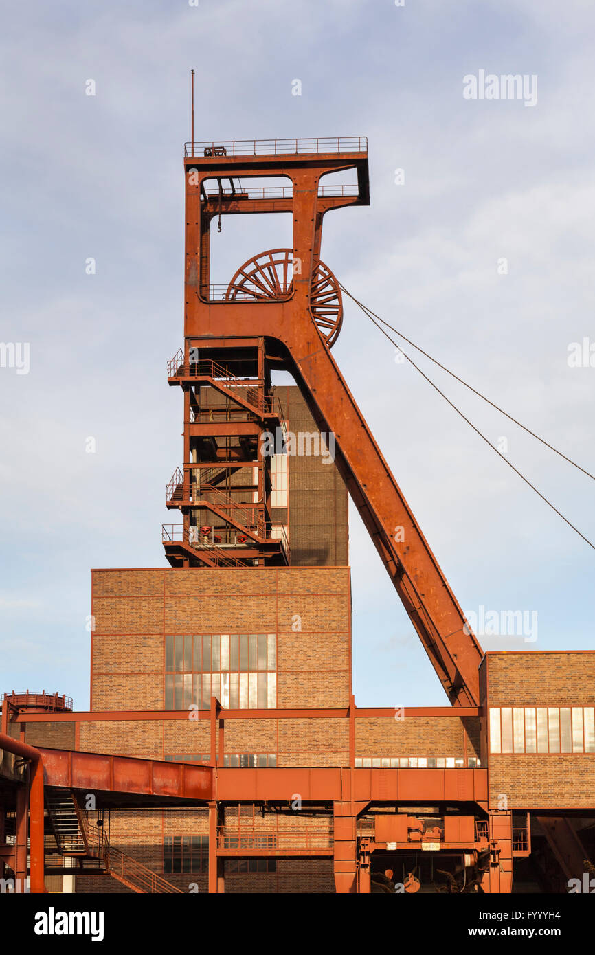 Coal tower structure hi-res stock photography and images - Alamy