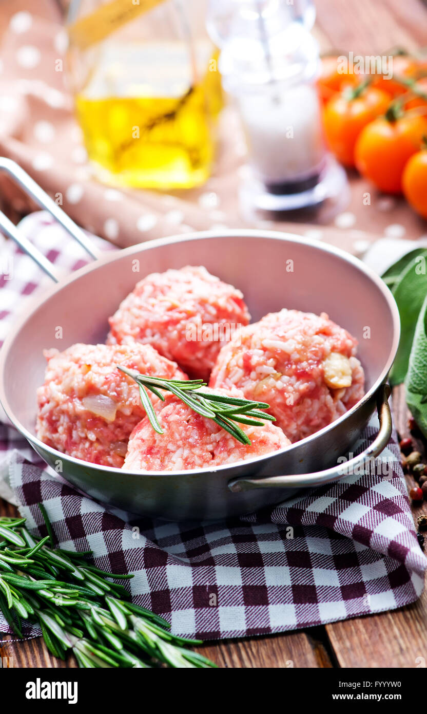 meat balls in bowl and on a table Stock Photo - Alamy