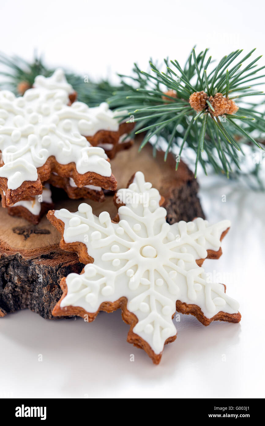 Gingerbread biscuits christmas tree hi-res stock photography and images ...