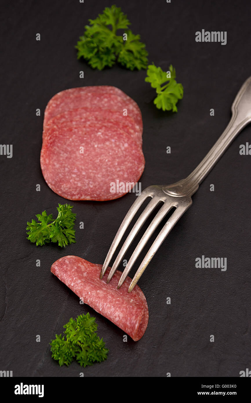 Salami scheiben hi-res stock photography and images - Alamy