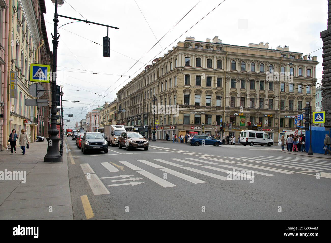 Nevsky Prospect Saint-Petersburg Stock Photo - Alamy Nevsky Prospect Saint-Petersburg Stock Photo - Alamy