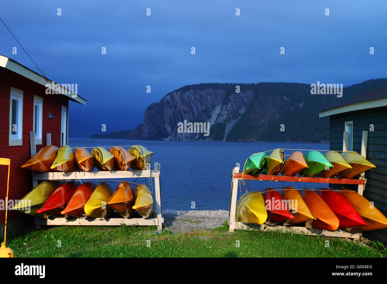 Orange and yellow kayaks hi-res stock photography and images - Alamy