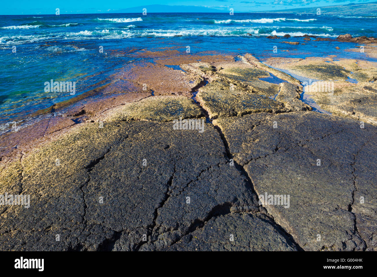 Beautiful volcanic lava beach in Hawaii Stock Photo - Alamy